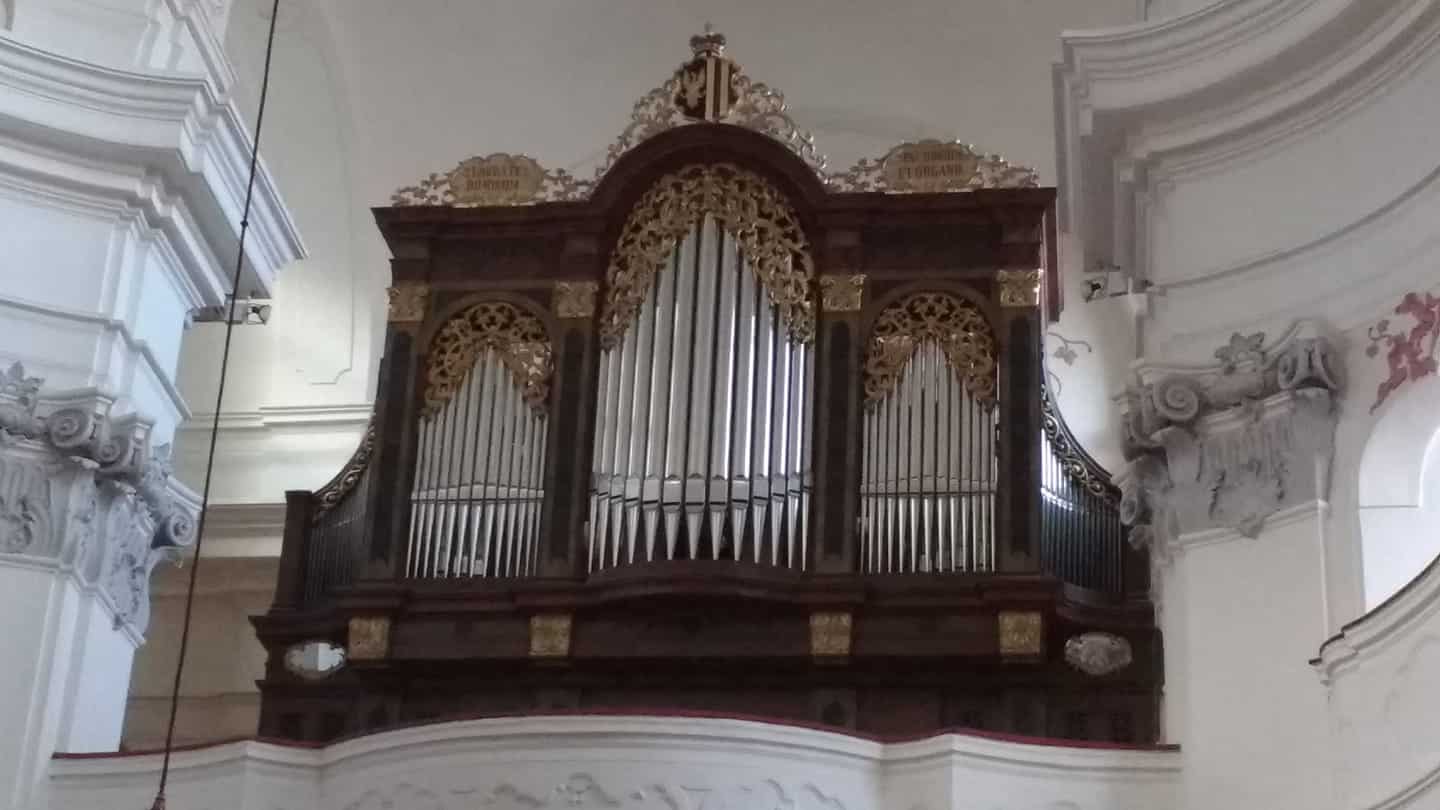 Linz, Minoritenkirche Mariä Verkündigung (Landhauskirche) – de ...
