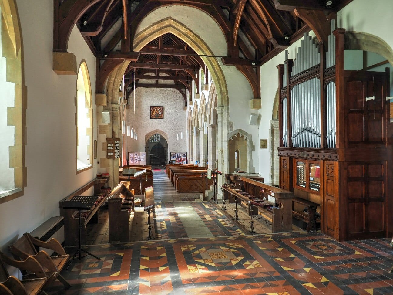 Quainton, Church of Holy Cross and Saint Mary – de Orgelsite | orgelsite.nl