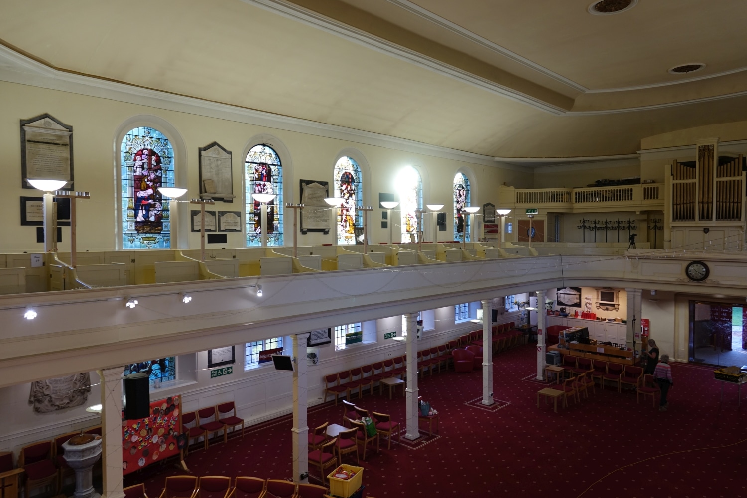 Egham, Church of Saint John the Baptist – de Orgelsite | orgelsite.nl