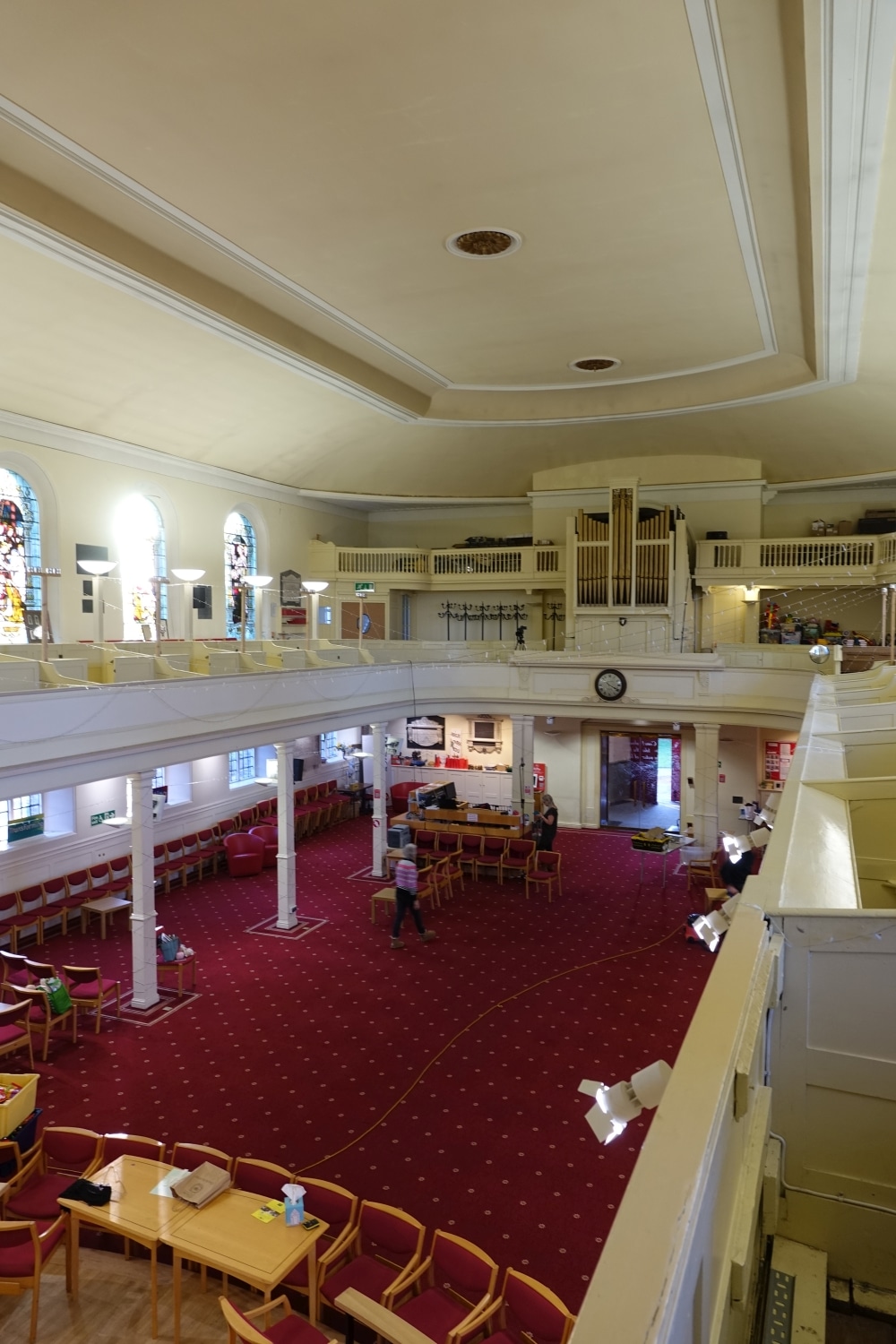Egham, Church of Saint John the Baptist – de Orgelsite | orgelsite.nl